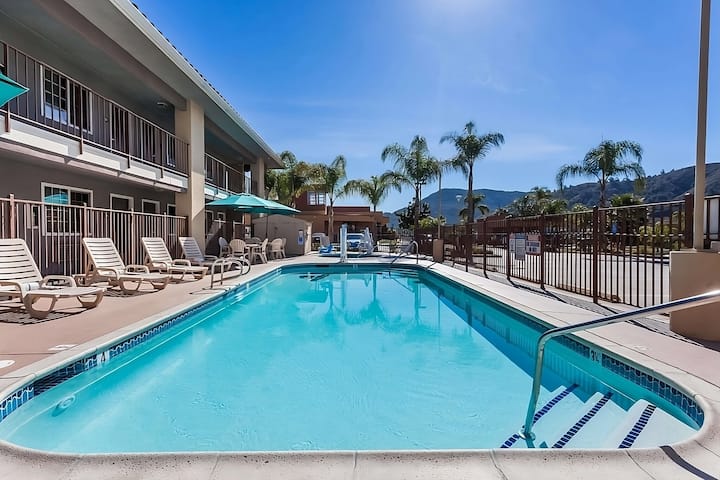Private Temecula Escape | Relax & Unwind | 3 Units - Temecula, CA