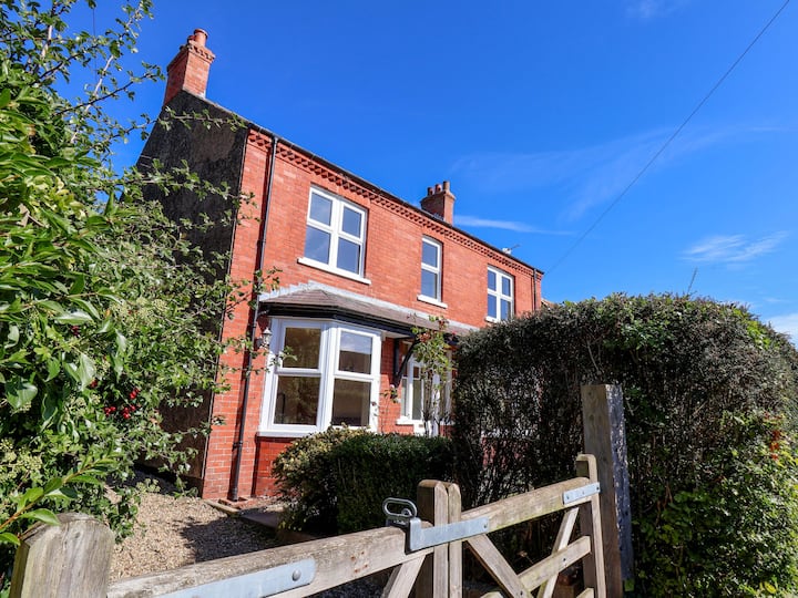 The Manse - Staithes