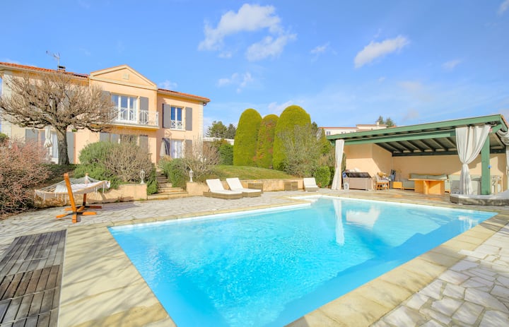 Demeure Avec Piscine Aux Portes De Lyon - Lyon