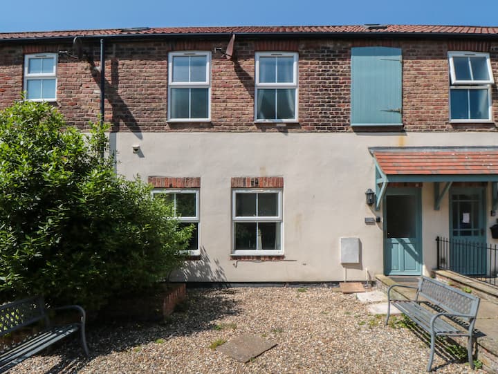 Chestnut Cottage - Flamborough