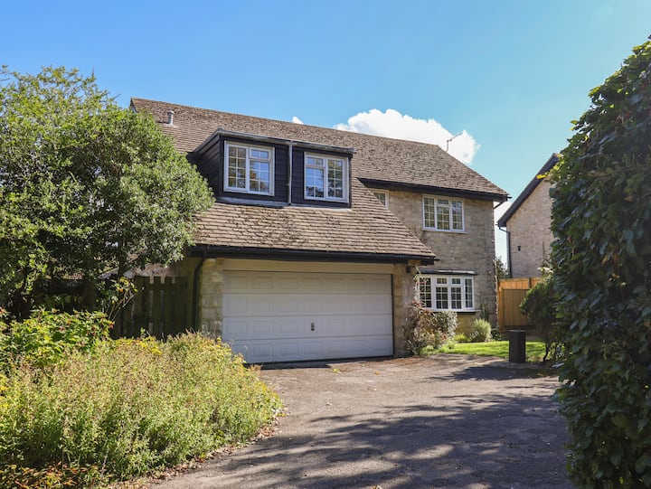 Oakwood - Bridport