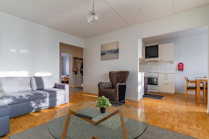 Green Oasis 2br - Walk To Metro & Shopping - Espoo