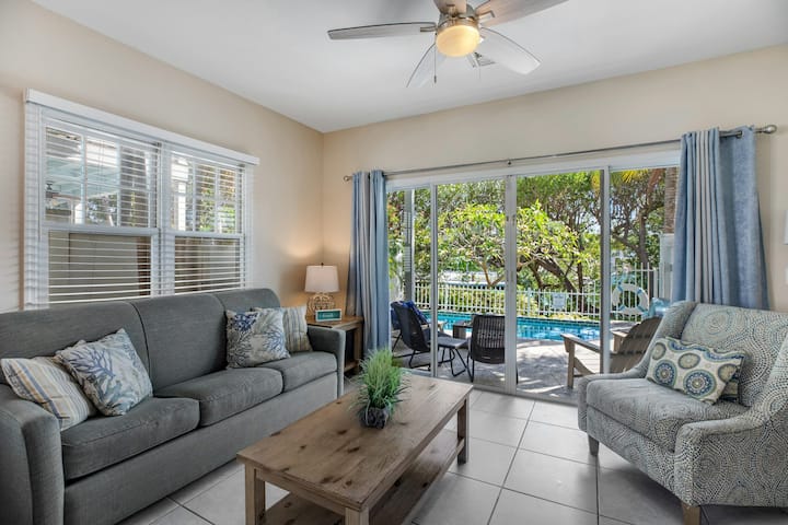 2br Water View With Private Pool, Balcony & Kayak - Duck Key, FL