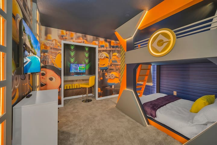 Large Luxury Retreat With Game Room In Windsor Cay - Florida