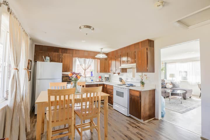 A Perfect Getaway! - Arvada, CO