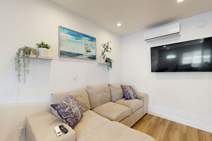 1br Single-level | Dog Friendly | W/d - Costa Mesa, CA