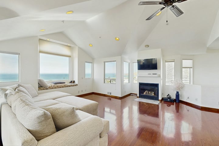 3br Ocean View Home W/2 Grills - Walk To Beach - 카유코스
