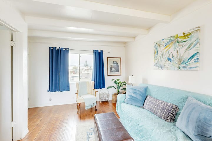 Cozy 1br Oceanview 2nd-floor | Balcony - 範朵拉 (加利福尼亞州)