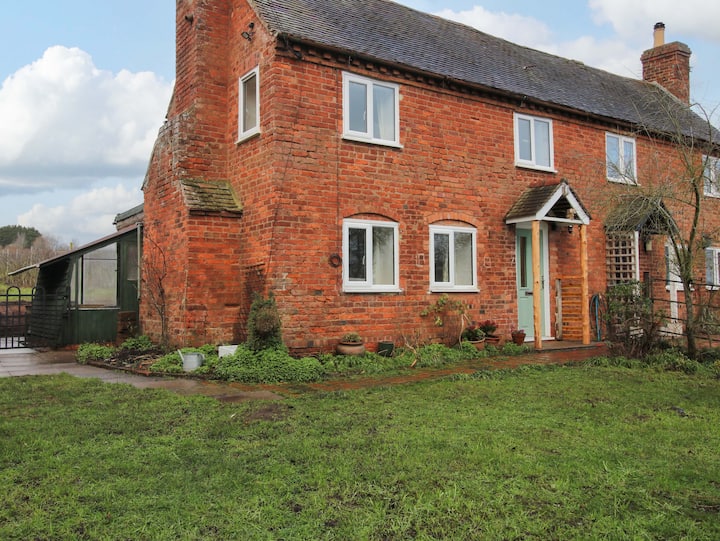 1 Dingle Cottage - Stourport-on-Severn