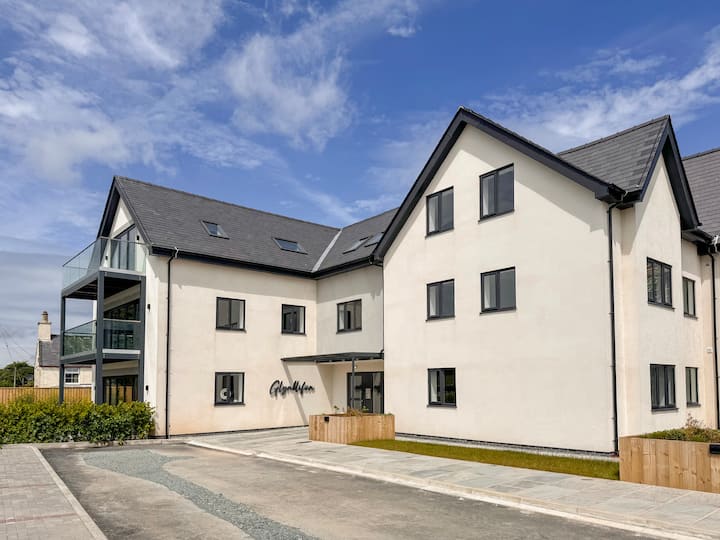 Glynllifon 4 - Benllech