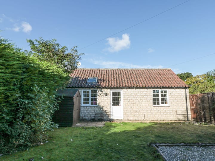 Midsummer Cottage - Malton