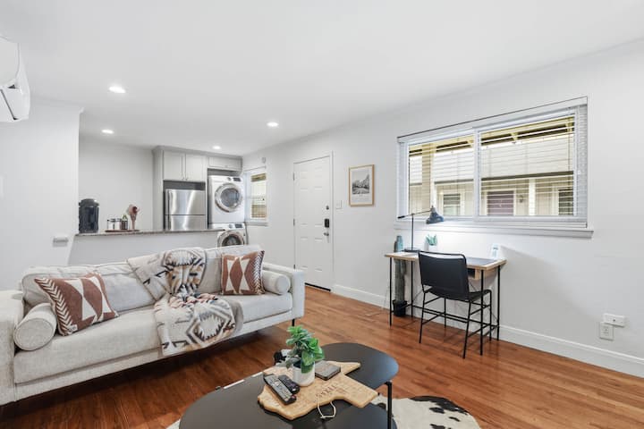 Stylish Apartment In Fort Worth: Comfort, Convenie - Fort Worth, TX