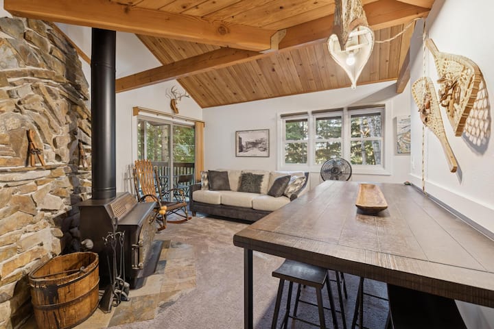 Nordic Nook-community Amenities! Fireplace! - Whitefish, MT
