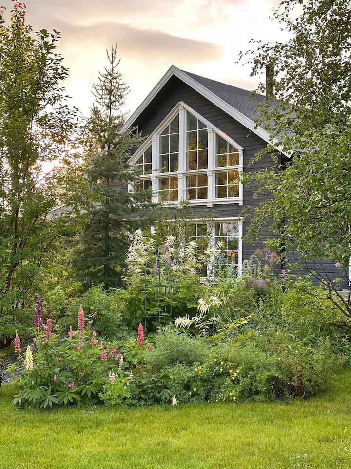 A Haven For Peace, Good Food, And Hiking - Storslett