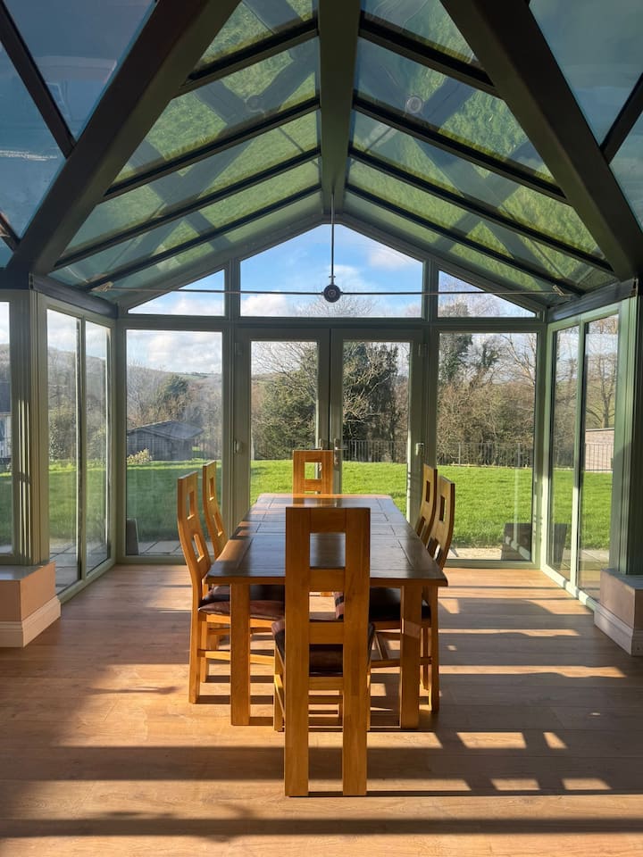 Escape To A Beautiful Farmhouse With Indoor Pool - Wales