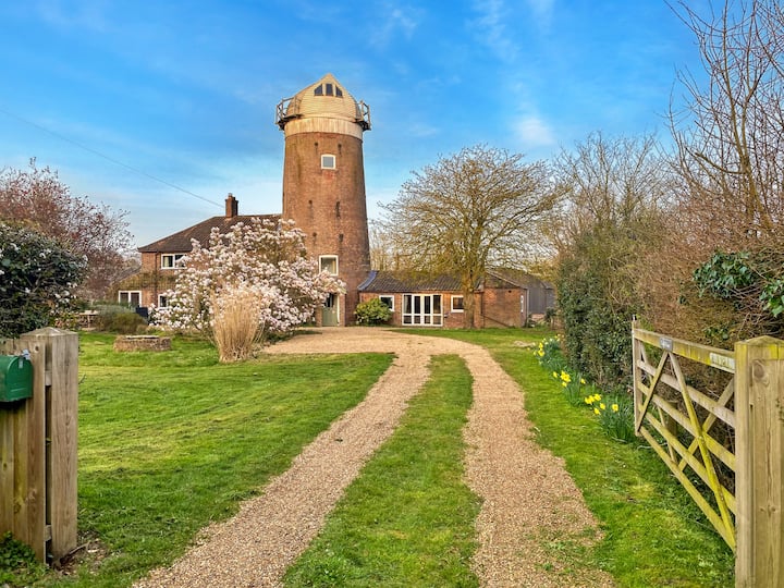 Finest Retreats | The Old Windmill - Briston