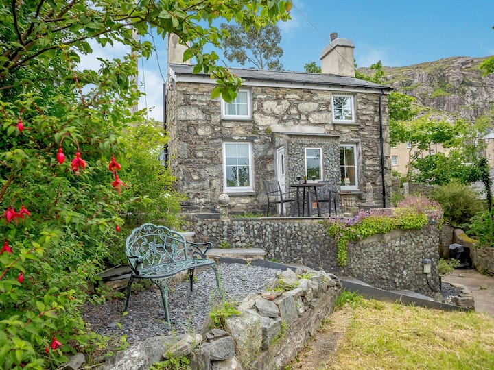 Brondderwen - Blaenau Ffestiniog