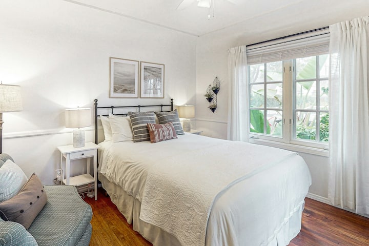 Sunny Corner Studio | 2-minute Walk To East Beach - Santa Barbara, CA