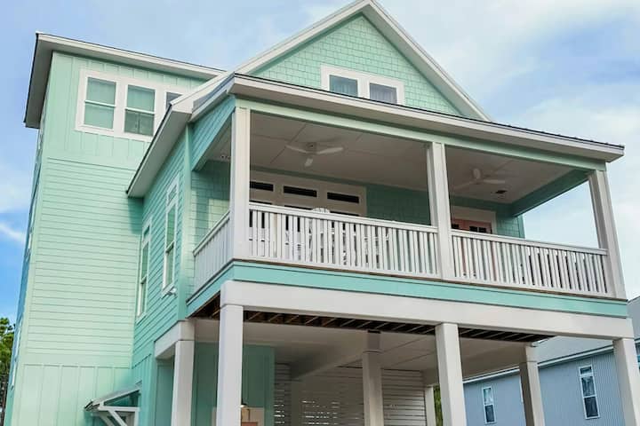 4 Br Coastal Home, Outdoor Space, Close To Beach - St. George Island, FL