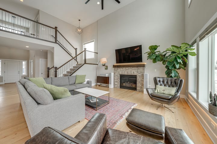 Bring The Family! Suburban Gem In Plainfield - Oswego, IL