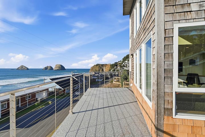 The Lightbox   Ocean View Of Three Arch Rocks - Oceanside, OR
