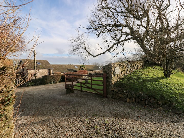 8 Rogeston Cottages - Little Haven