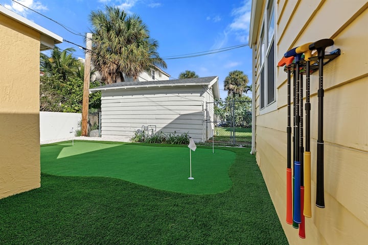 Perfect Palm Beach Escape | Cozy 1br + Putt-putt - West Palm Beach, FL