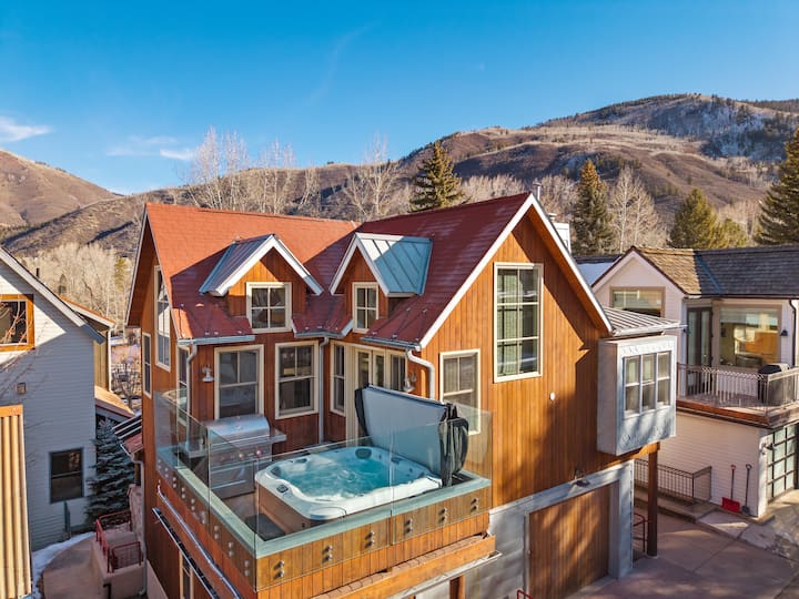 New! Highline Aspen | 5 Bed, Rooftop Hot Tub - Aspen