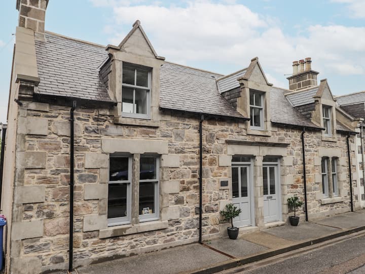 Apple Tree Cottage - Cullen