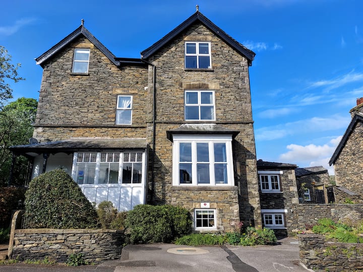 1 Park Road - Windermere, UK