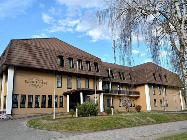 Chambre Supérieure Avec Balcon Kaiserhof Feldberg - Feldberger Seenlandschaft