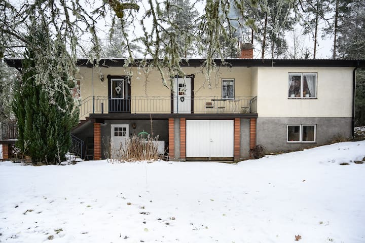 Holiday Home With Lake View In ÅSeda |Se06091 - Åseda