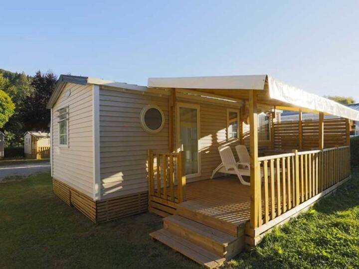 Camping Saint-geniez-d'olt, 4 Pièces, 6 Pers. - Saint-Geniez-d'Olt