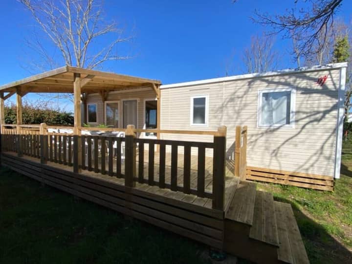 Spacieux Mobil-home 10 Personnes Avec Terrasse - Oléron