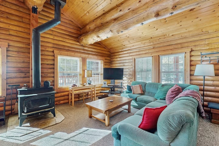 3 Br | Ski View, Walk To Adventure Center - 特拉基