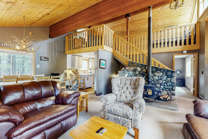 3br Mountain View | Shared Hot Tub, Pool & Sauna - Truckee, CA