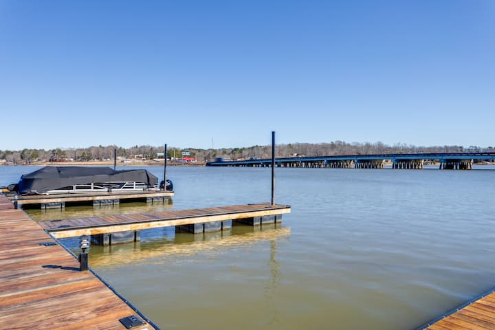 'Lakeside Retreat' W/ Boat Dock In Greenwood! - Greenwood, SC