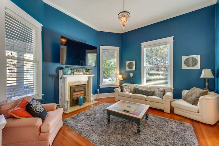 Explore Jackson! Historic Belhaven Home W/ Porch - Jackson, MS