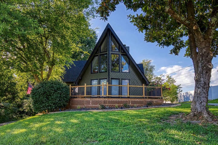 4br/3ba Cabin W/ Games & Hot Tub, Near Smoky Mtns - 塞維爾維爾