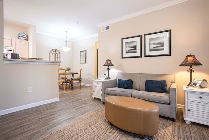 St. Simons Island Condo | Pool, Gym & Near Beach - East Beach, GA