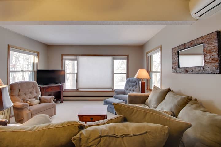 Boat & Hike Up North! Lakefront Minnesota Duplex - Clear Lake, Dalton