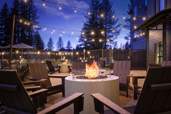 Close To Historic Downtown Truckee + Pool&hot Tub - Truckee, CA