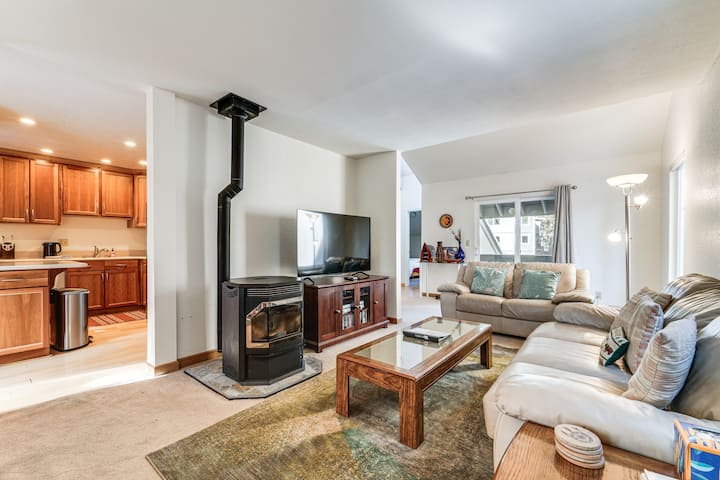 Ski, Golf & Hike! Incline Village Family Home - Incline Village