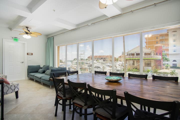 Madeira Bay Resort 200 - Large Marina-view Retreat - Madeira Beach, FL