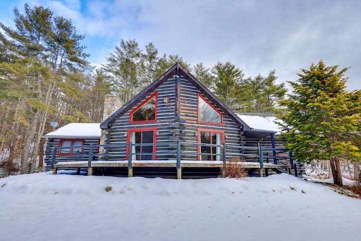 A-frame Log Home W/ Game Room Near Lake George! - Bolton Landing, NY