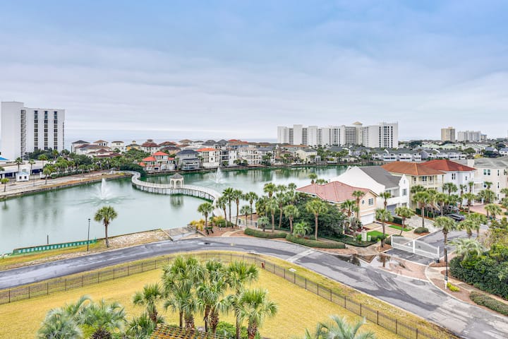 Gulf-view Retreat W/ Private Beach In Destin! - Destin, FL