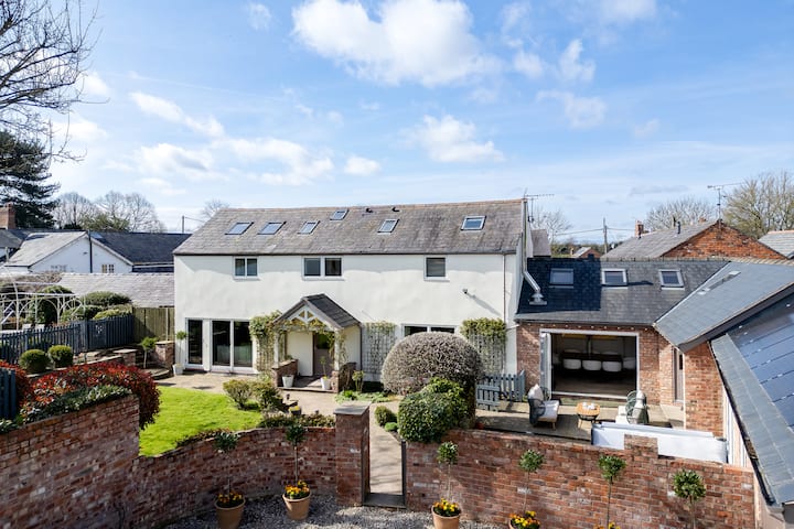 The Old Chase - Tarporley