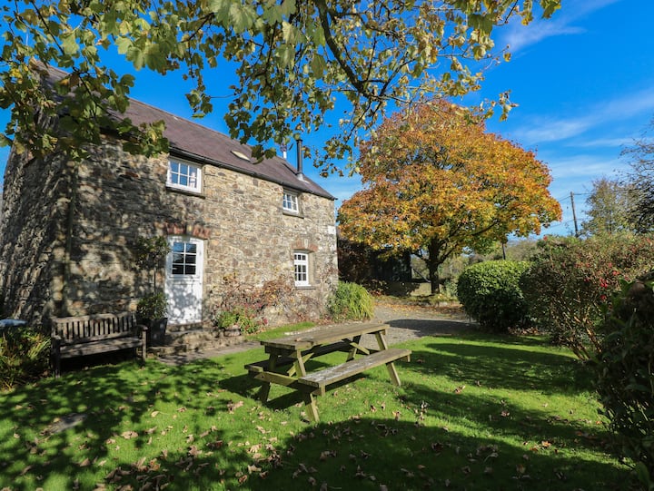 Carthouse Cottage - Fishguard