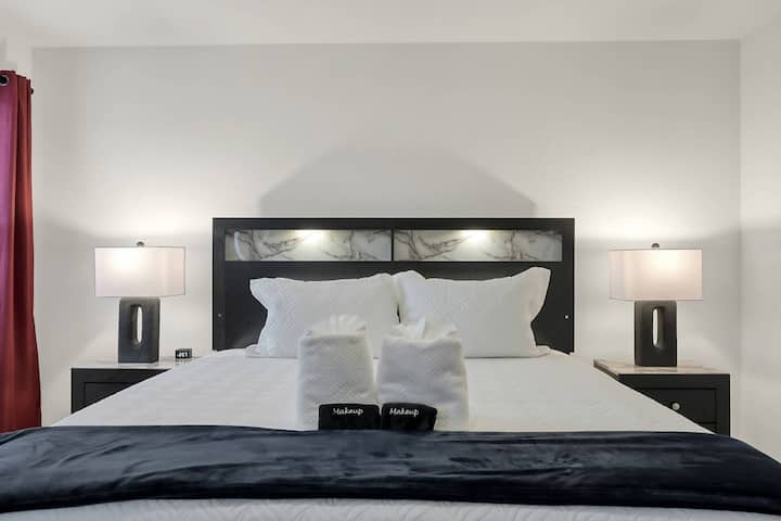 New | 3br One-story | King Bed | Pets Welcome - Stagecoach, TX