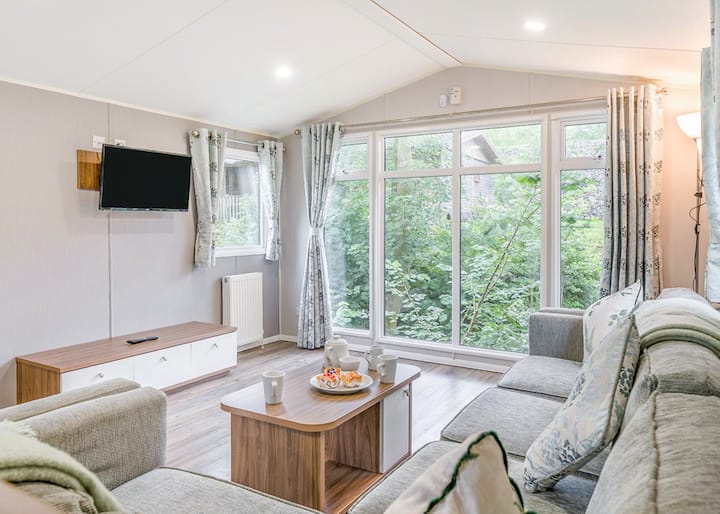 Gold Premium 3, Slps 8, Parking, Decking - Porthcawl